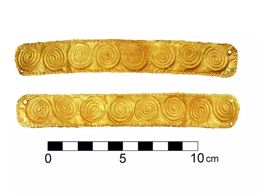 Joyería egipcia y sello mesopotámico encontrados en Chipre ofrecen pistas sobre las redes comerciales de la Edad del Bronce