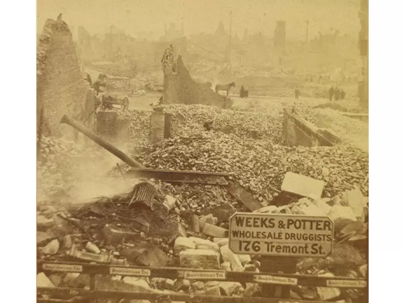 Sepiafoto von Trümmern