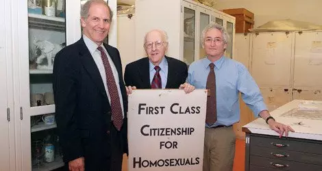 Atceroties geju tiesību aktīvistu Frenku Kameniju (1925-2011)
