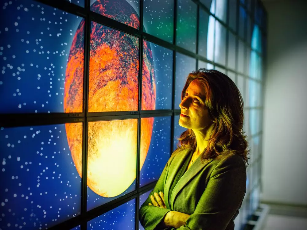 Coñece a Natalie Batalha, a exploradora que busca planetas polo universo