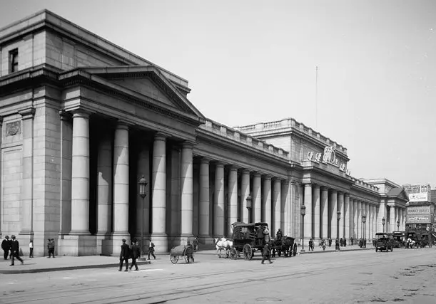 ស្ថានីយ៍ Pennsylvania, facade ខាងកើត, ប្រហែល 1910