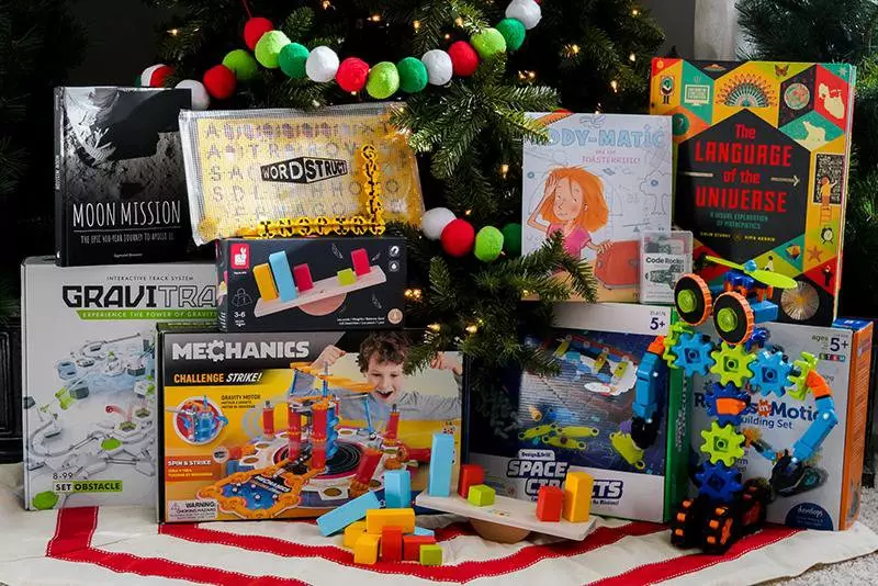 עשרת צעצועי STEM הטובים ביותר לתת כמתנה בשנת 2020