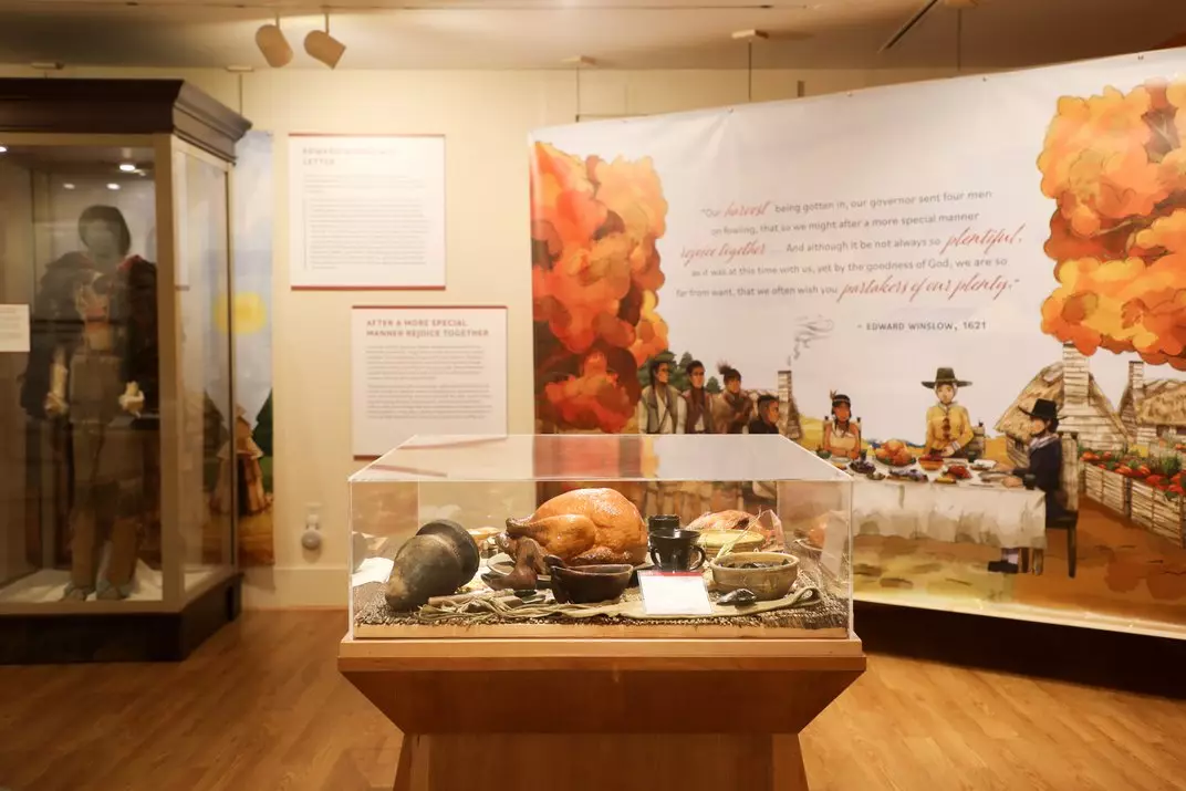 'n Uitsig van die "Behind the Holiday: The First Thanksgiving"-uitstalling by Plimoth Patuxet Museums