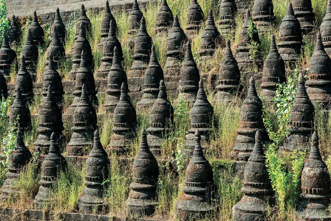 Mga Stupa