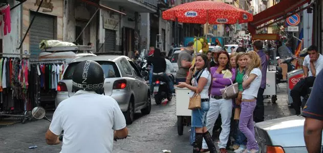 Naples: Ltalis nyob rau hauv Lub Siab