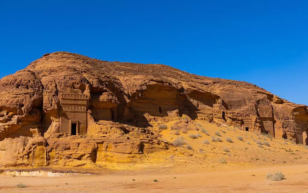 Hegra, starověké město v Saúdské Arábii nedotčené po tisíciletí, má svůj veřejný debut
