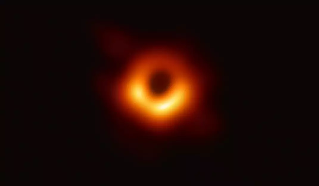 Hình ảnh lỗ đen
