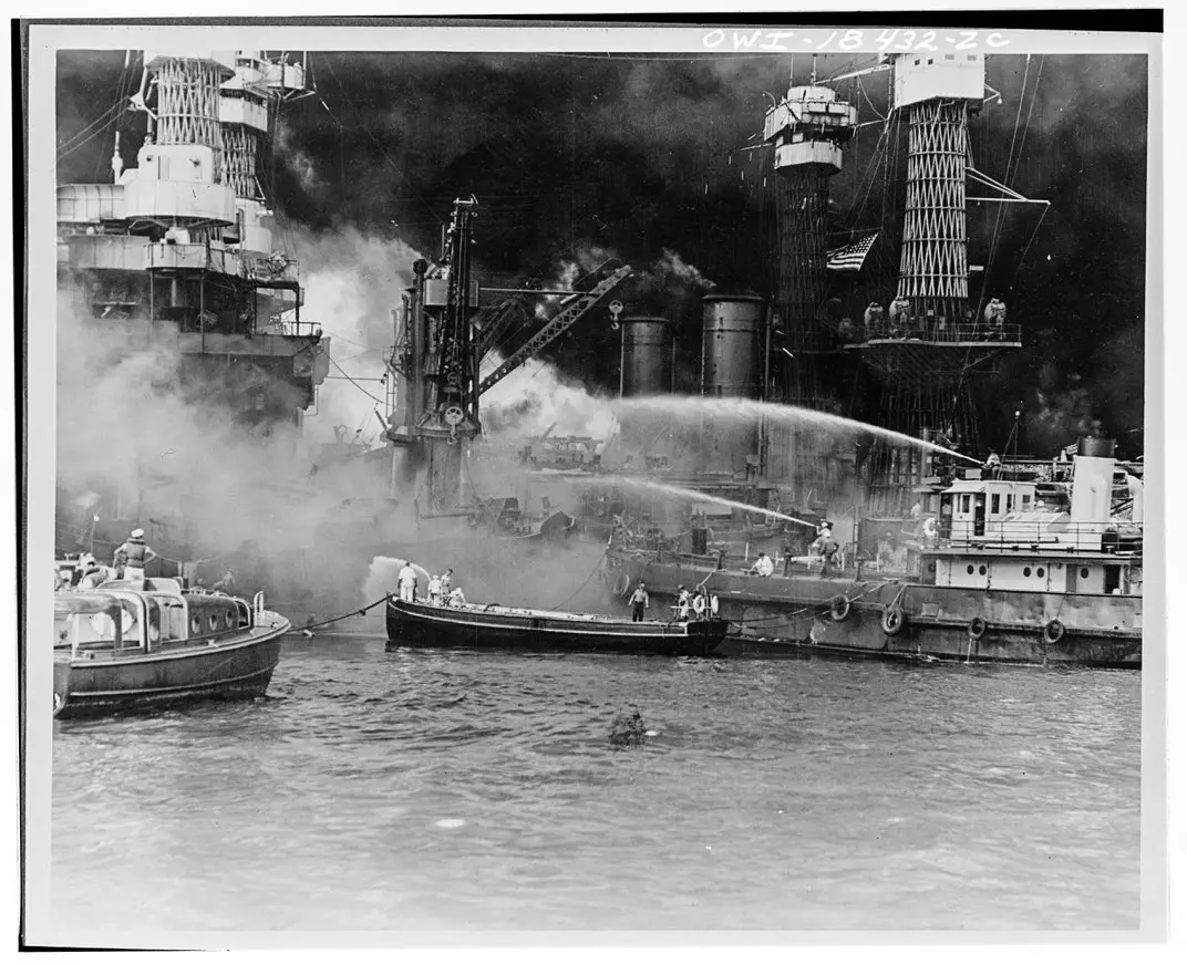 USS West Virginia harin