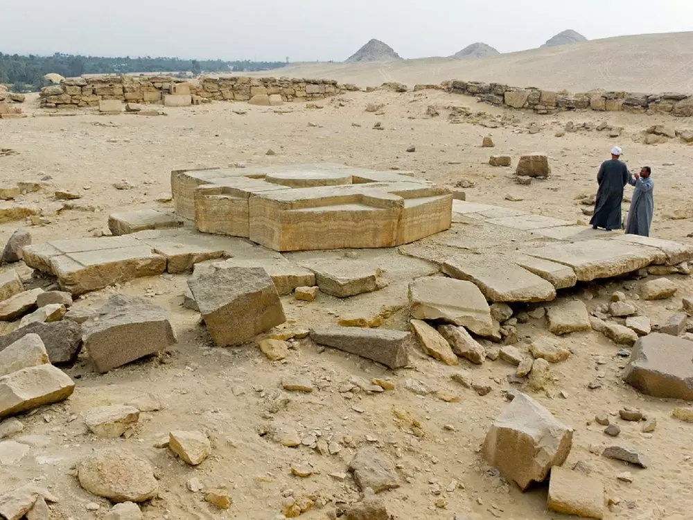 Arkeologer upptäcker "Lost", 4 500 år gammalt egyptiskt soltempel