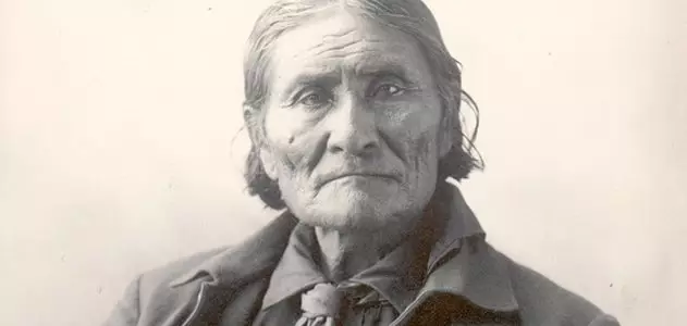 Geronimo com a presoner de guerra a Fort Sill, Oklahoma, 1898