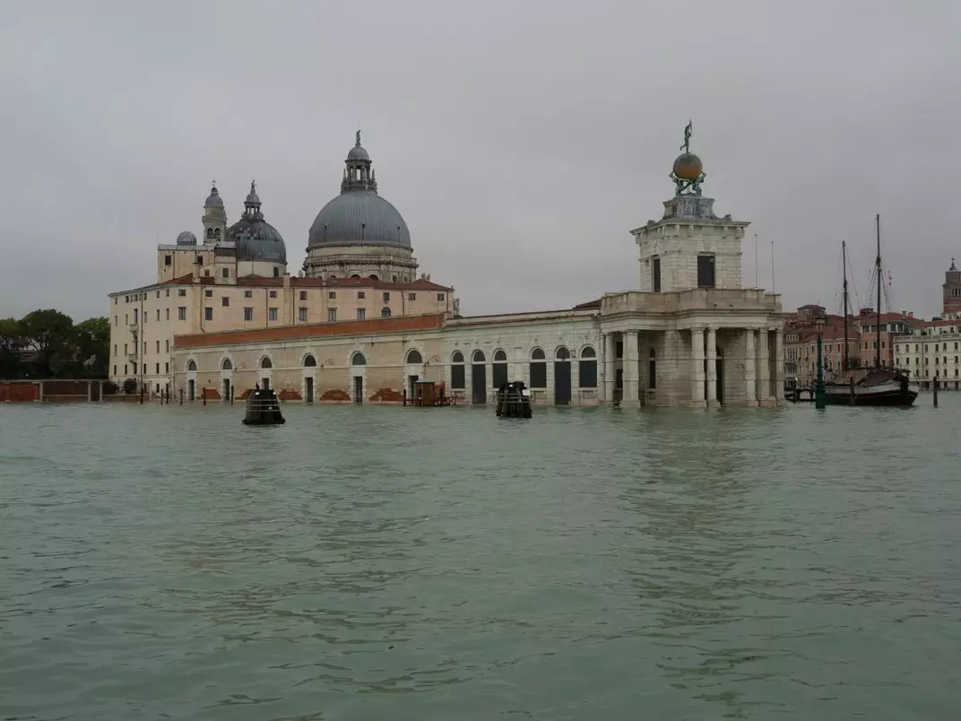 Venise inonde la place centrale
