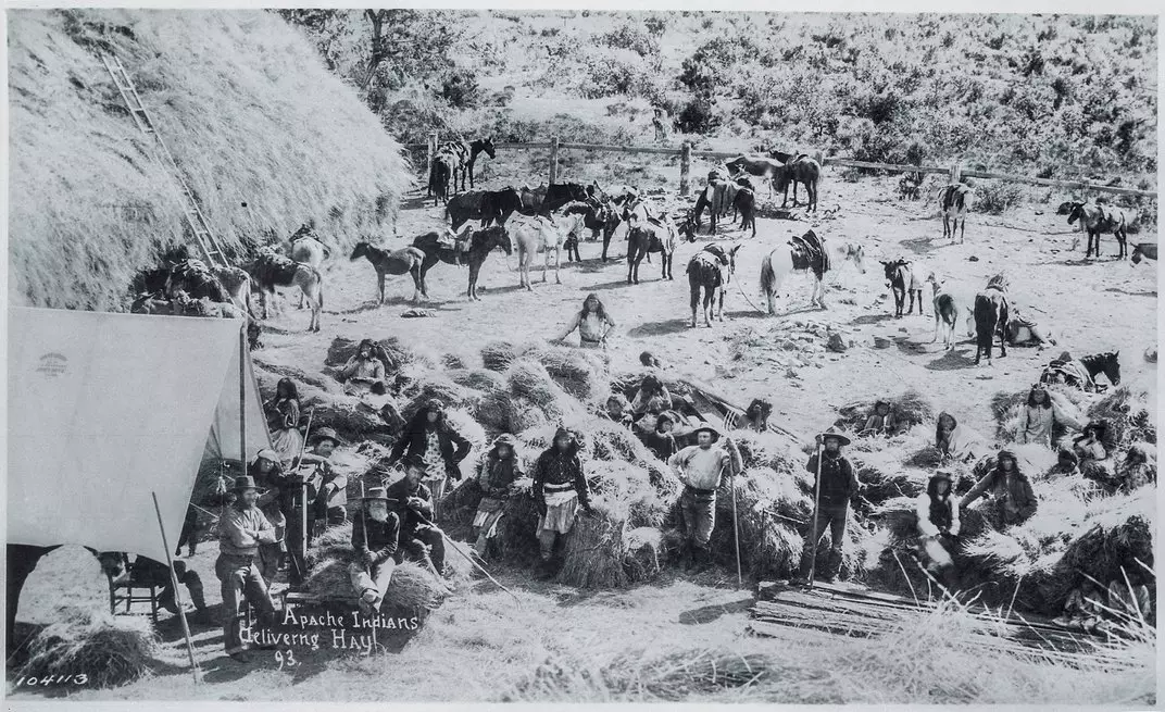 Apaches en Amerikaanse soldate in 1893