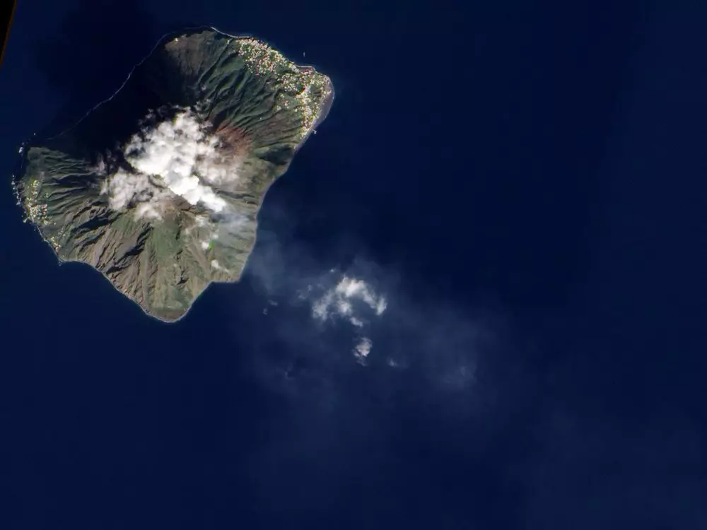 2011 年的斯特龍博利火山噴發
