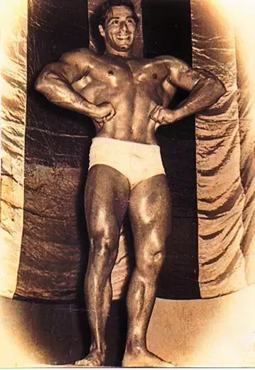 Charles Atlas: Njeriu i muskujve 12370_13