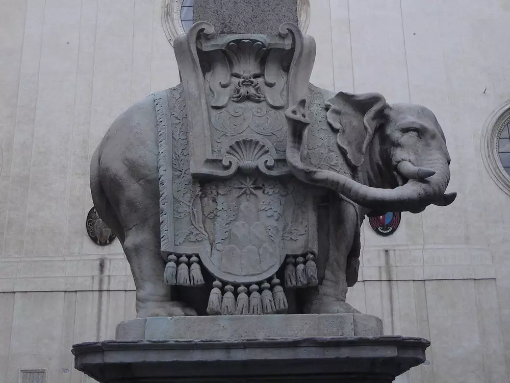 En av Romas mest kjente skulpturer har blitt vandalisert