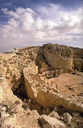 Heródes király sírjának megtalálása 12426_8