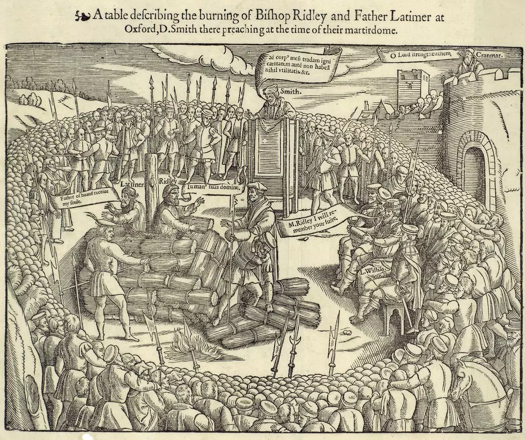 Potongan kayu sing nggambarake kobongan para reformis Protestan Hugh Latimer lan Nicholas Ridley