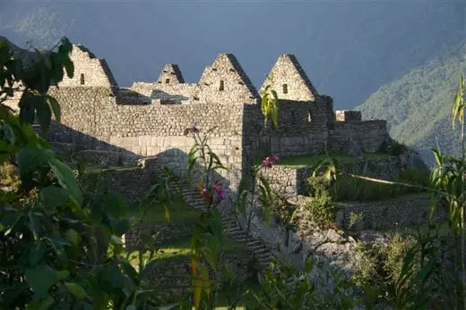 Machu Picchu xilas etmək 12526_3