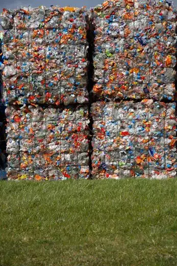 ampolles llestes per ser reciclades