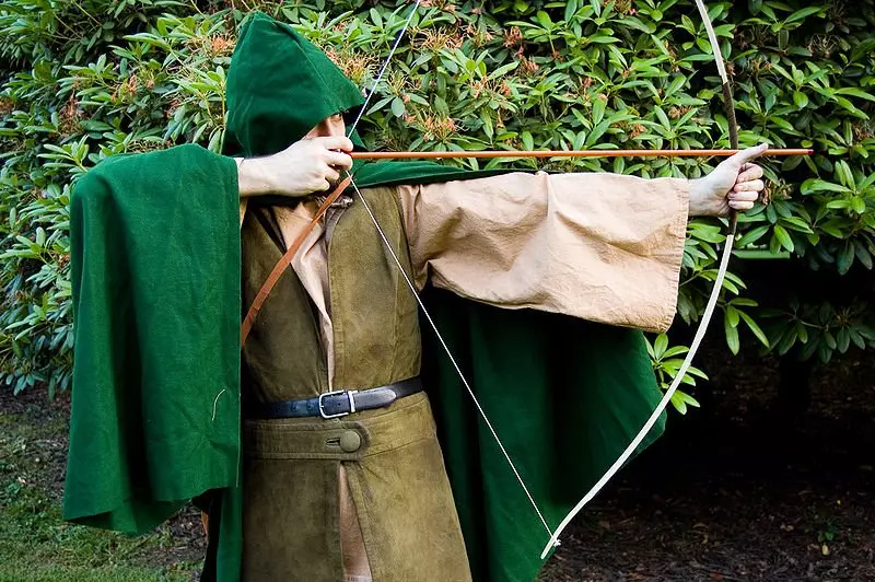 Studentoj Alianciĝis Kun Robin Hood Dum Ĉi tiu Kontraŭ-Makartismo Movado
