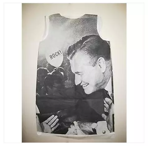 Rocky paper campaign dress para kay Nelson Rockefeller, 1960s.