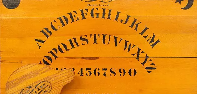 De frjemde en mysterieuze skiednis fan it Ouija Board