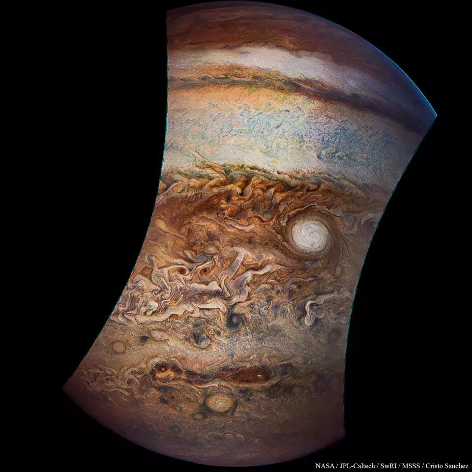 在这些令人难以置信的新图像中欣赏木星的超现实之美 13095_6