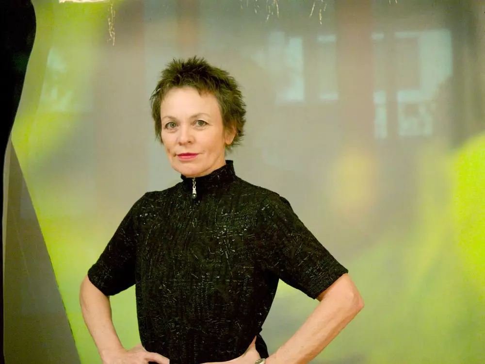 Laurie Anderson Anazungumza Jumamosi