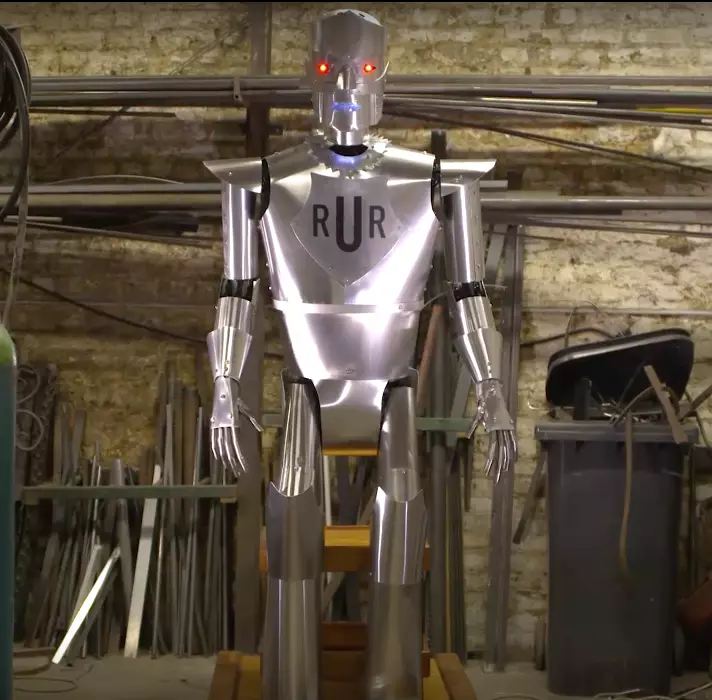De earste robot fan Brittanje libbet wer