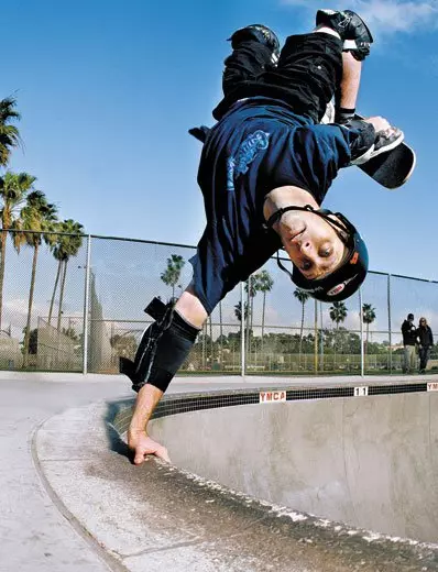 Tony Hawk နှင့်အတူ Q နှင့် A 15246_1