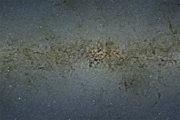 Αυτή η εκπληκτική φωτογραφία του Γαλαξία θα μπορούσε να σκεπάσει ένα ολόκληρο διαμέρισμα
