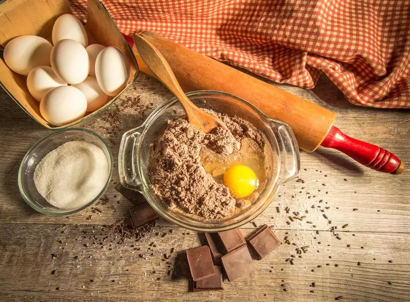 Wetenschap legt uit waarom chocolade moet worden geproefd, niet met een sjaal 15583_6