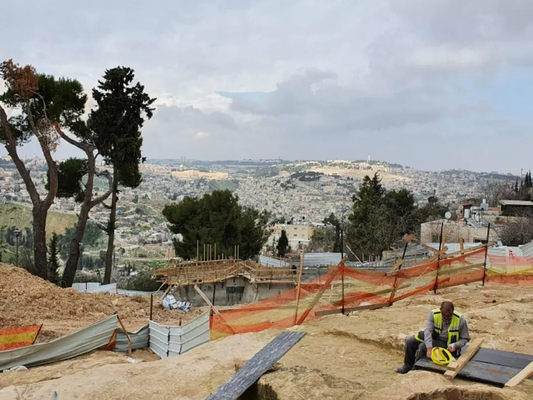 มุมมองของ Temple Mount จากซากพระราชวัง