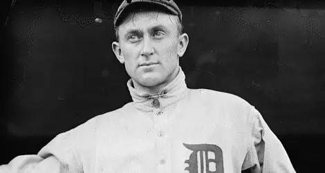 La Tranĉilo en la Dorso de Ty Cobb