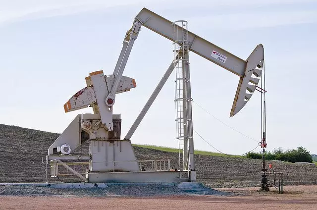 Vďaka plynovému boomu Amerika produkuje viac paliva ako Rusko alebo Saudská Arábia
