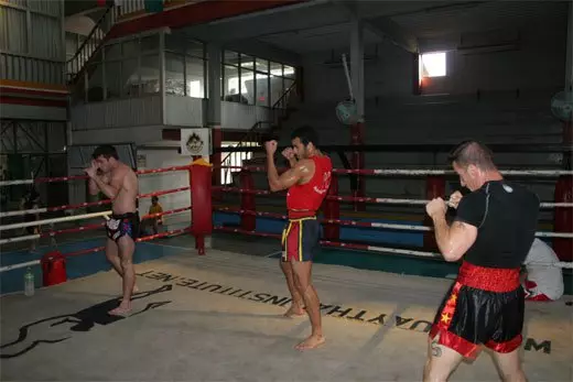 Ang Fight Club sa Thailand 16324_7