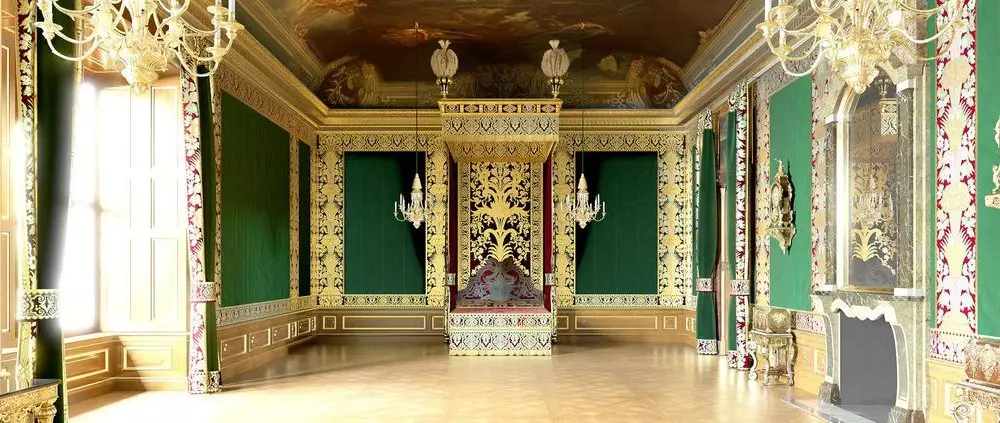 It "Versailles fan Dresden" is werboud, 74 jier nei de Twadde Wrâldoarloch