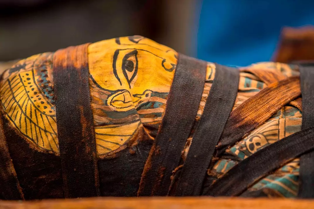 Oude Egyptische kist voor het eerst in 2600 jaar geopend 16495_3