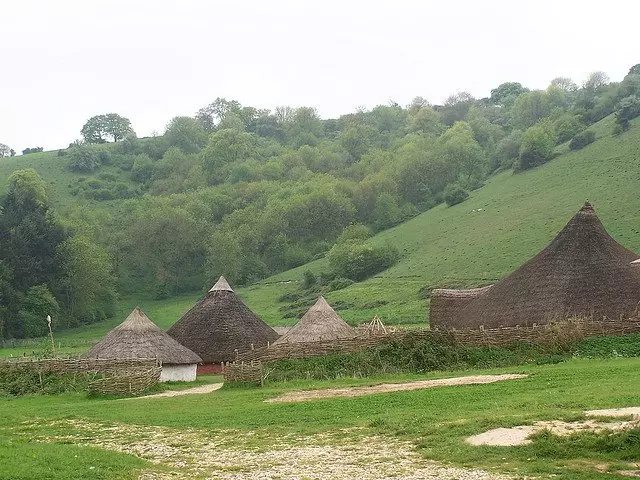 Një rikrijim i një ferme të lashtë angleze