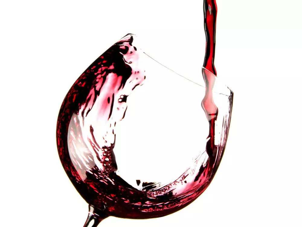 Itália tem uma fonte de vinho grátis