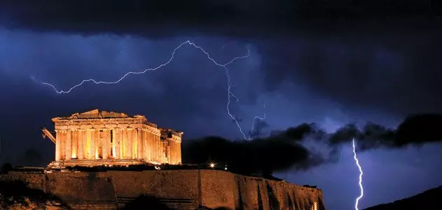 Debloke mistè nan Partenon an
