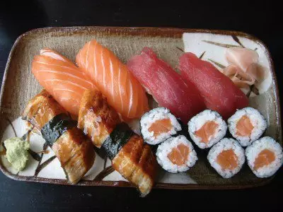 20110520090044sushi-400x300.jpg