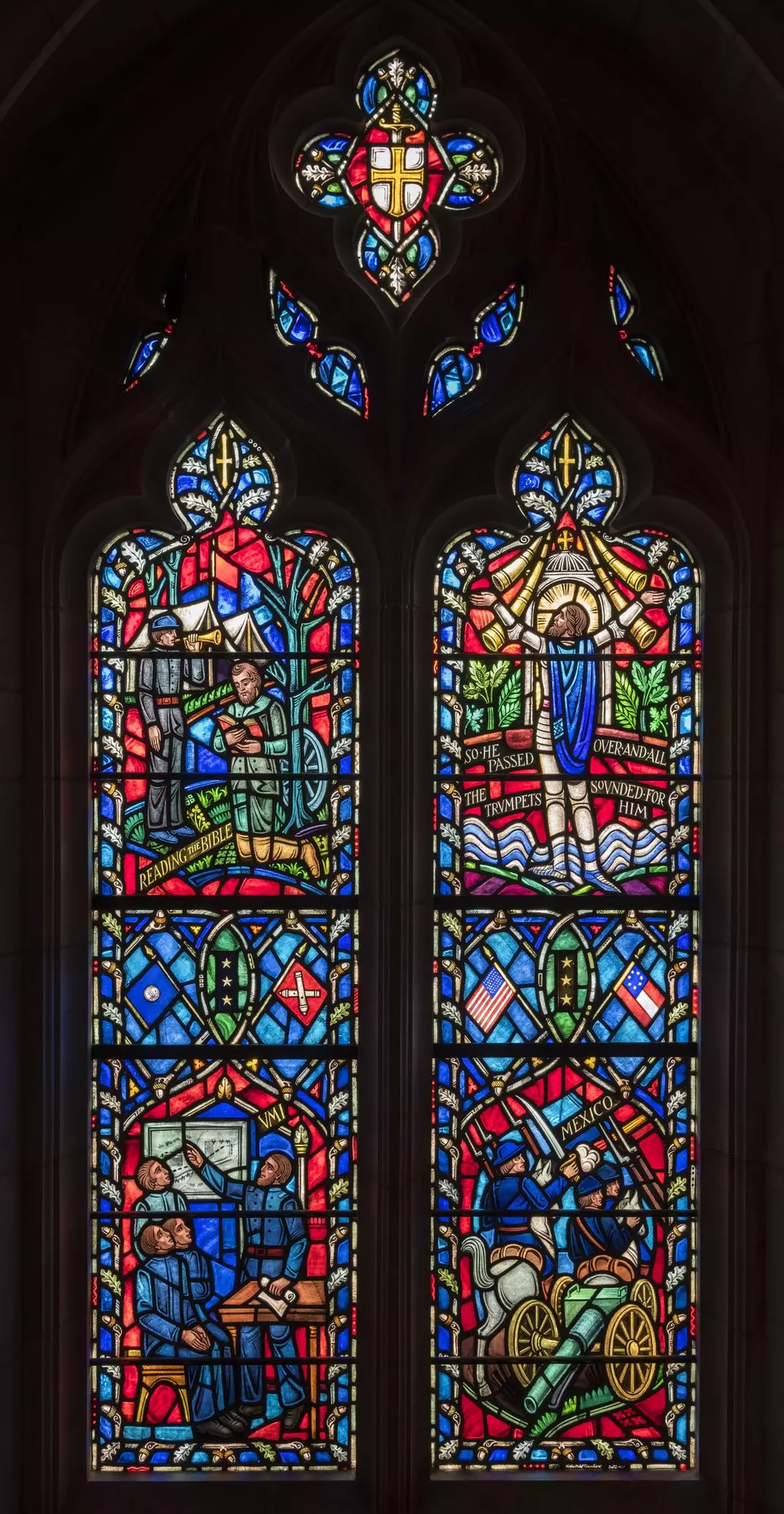 Ang stained glass nga bintana nagpasidungog sa Confederate general Thomas