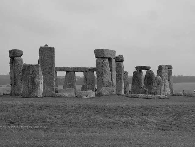 “Stonehenge” -niň sanly lazer skanerleri gadymy grafiti açýar