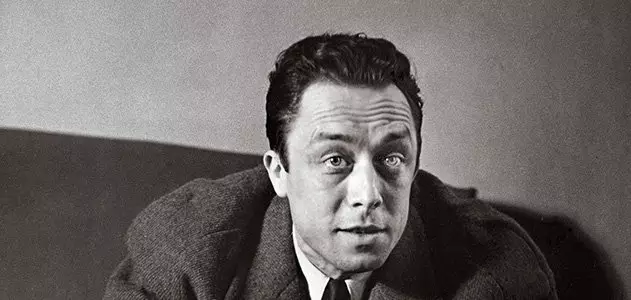 Wêrom is Albert Camus noch in frjemdling yn syn heitelân Algerije?