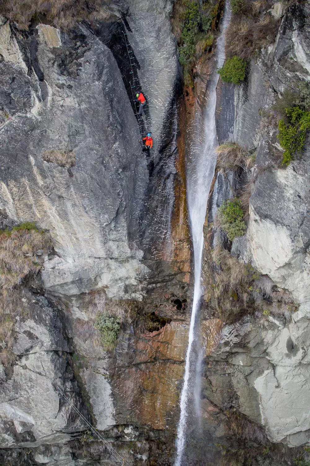 Pagsaka sa 2,500-Rung Ladder Pataas sa Nagtaas nga Twin Falls sa New Zealand 17676_2