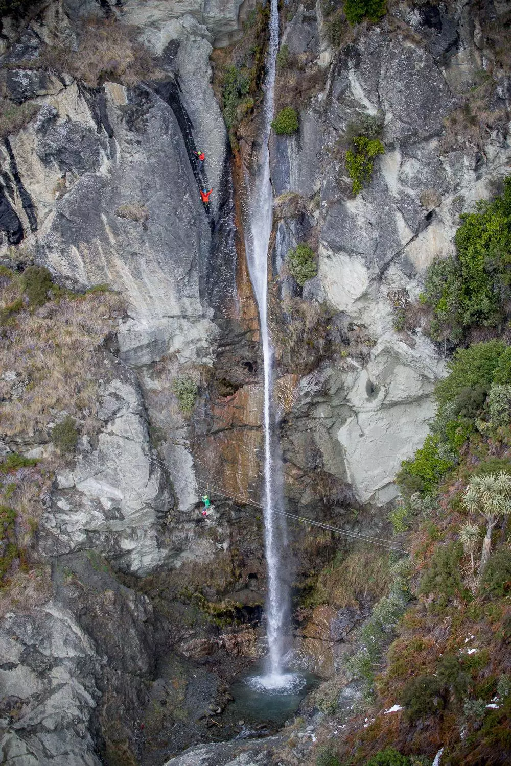 Pagsaka sa 2,500-Rung Ladder Pataas sa Nagtaas nga Twin Falls sa New Zealand 17676_6