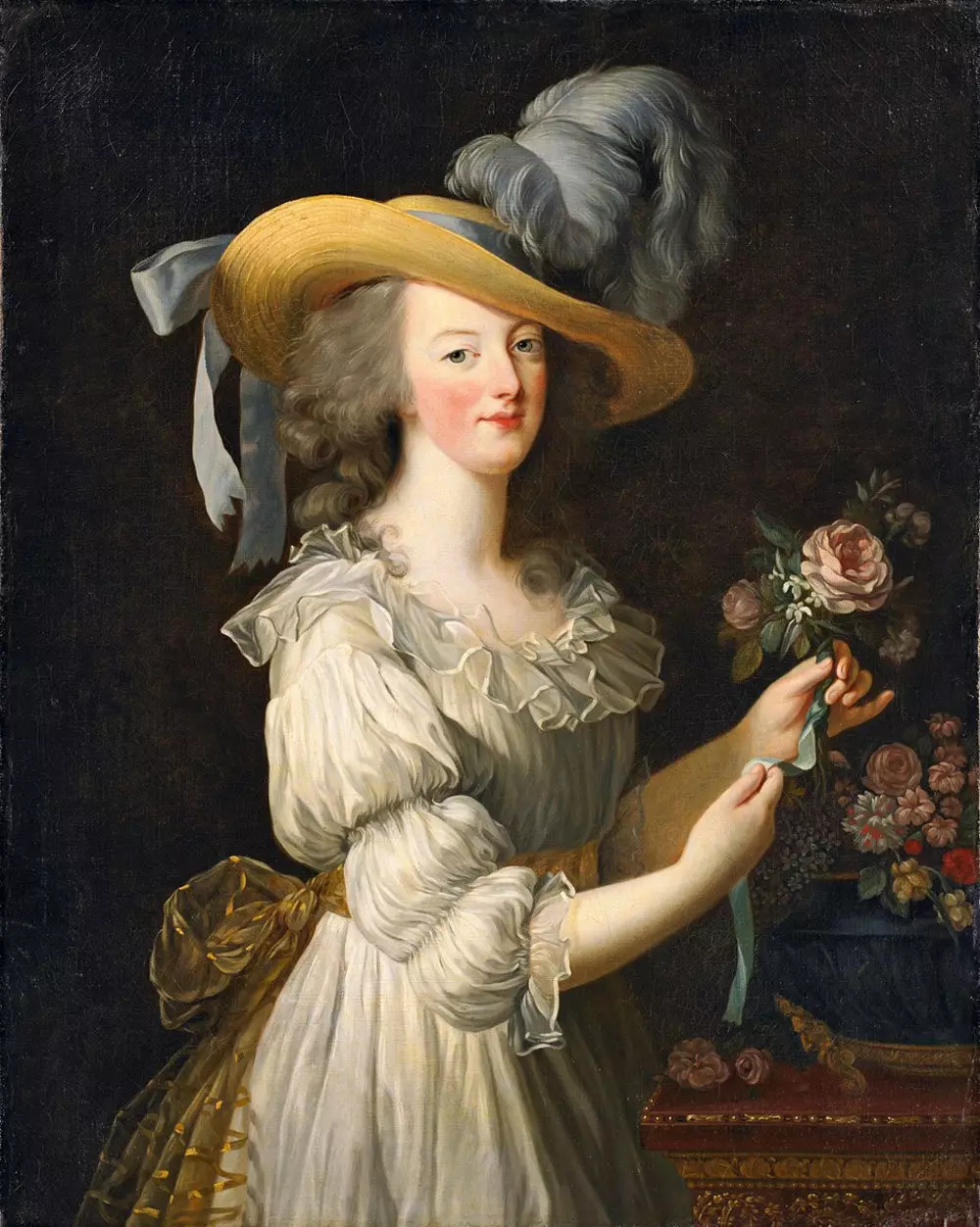 1783 pòtrè larenn Marie Antoinette nan yon rad muselin enfòmèl, pa Louise Élisabeth Vigée Le Brun.
