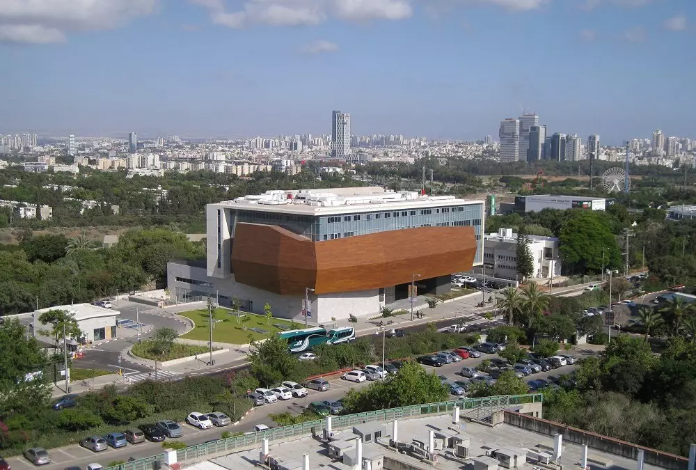 Новоотворениот музеј за природна историја Штајнхард на Универзитетот во Тел Авив го зачувува и прикажува природното наследство на Израел. (Дејвид Фурт, институција Смитсонијан)