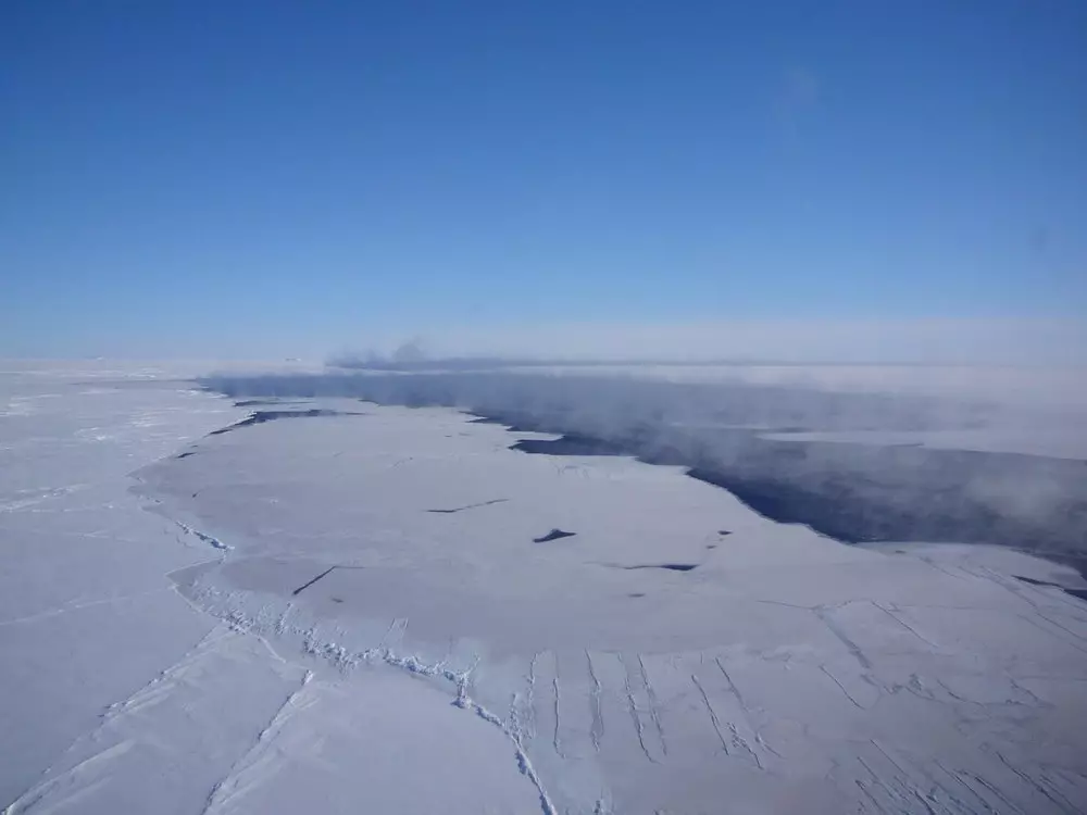 Ramin kankara Antarctic